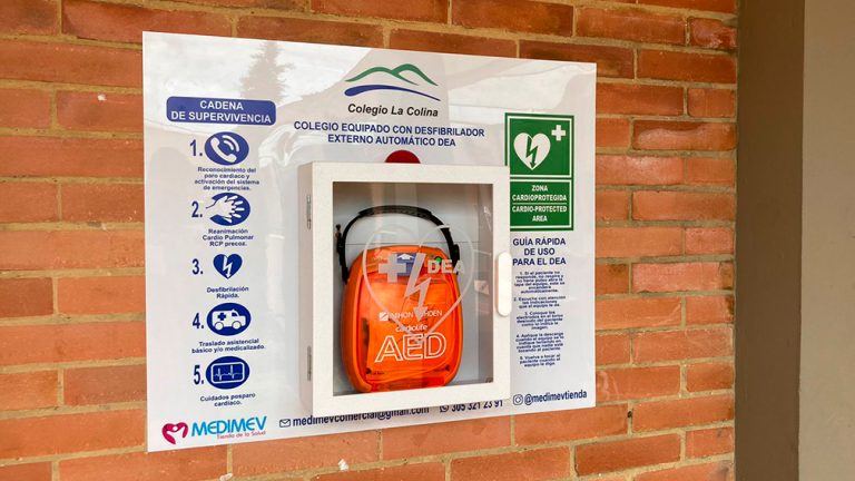 Tenemos nuevo equipo DEA (Desfibrilador Externo Automático) – Colegio ...